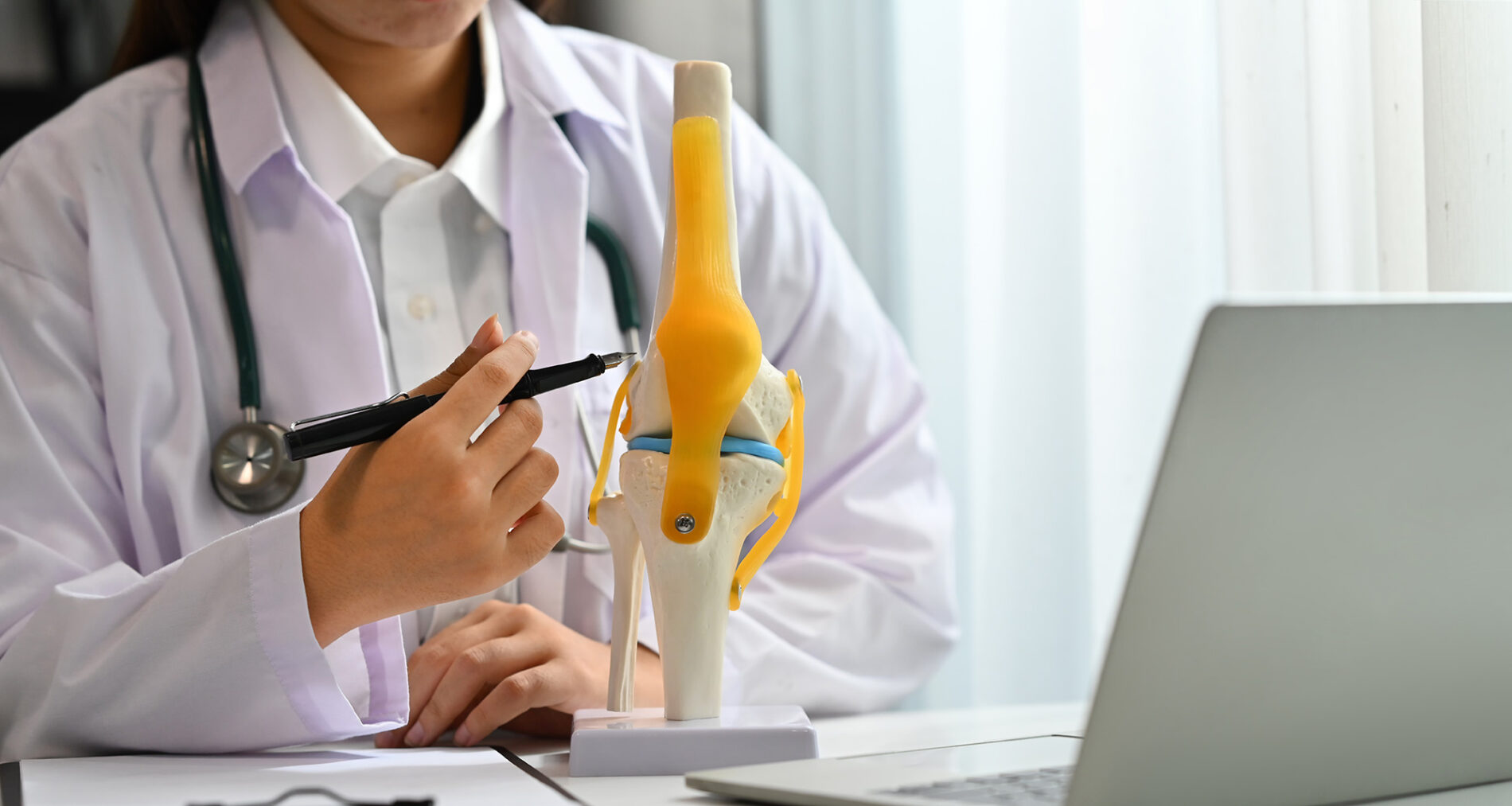 Robotic Hip Replacement Montreal - Dr. Mina Morcos Orthopedic Surgeon ...